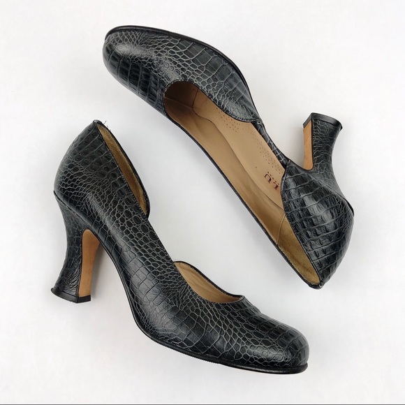 Anyi Lu | Shoes | Anyi Lu Spicy Crocodile Classic Dorsay Heels | Poshmark